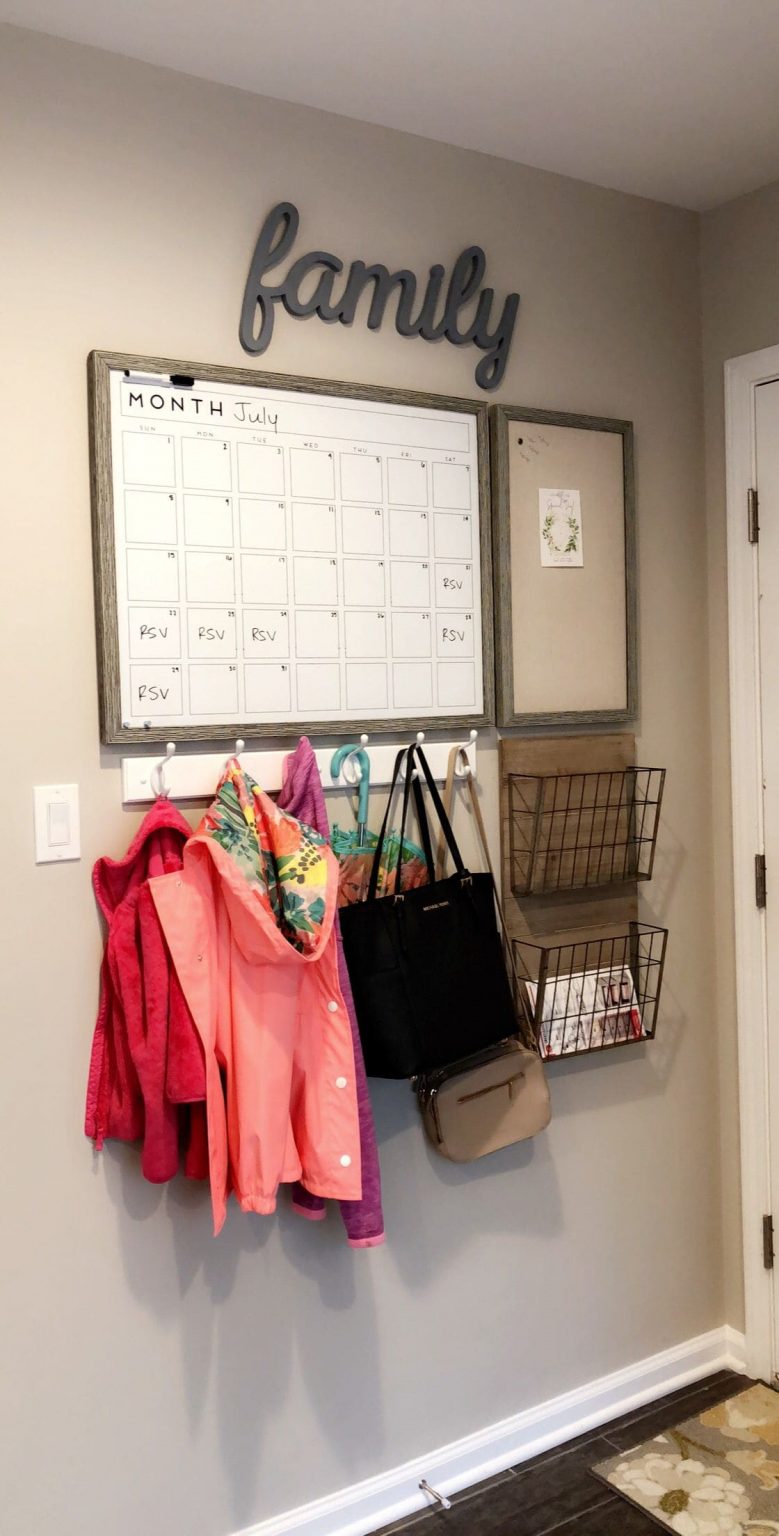 20 Brilliant Family Command Center Ideas for an Organized Home - Lava ...